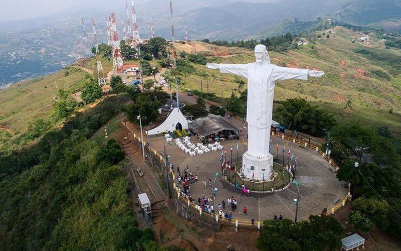 Cali City Tour : Top Spots to Visit in Colombia's Salsa Capital in 2023